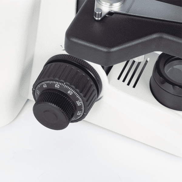 MICROSCOPIO PARA BIOLOGÍA BÁSICA MOTIC - BA210 TRINOCULAR